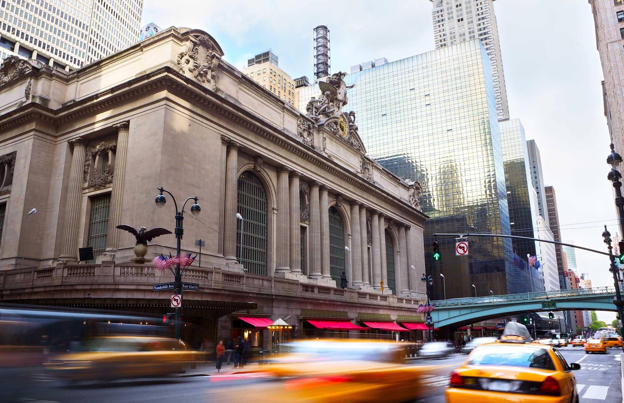 6 Surprising Tips for Catching a Cab in Your City – Méri Taxis